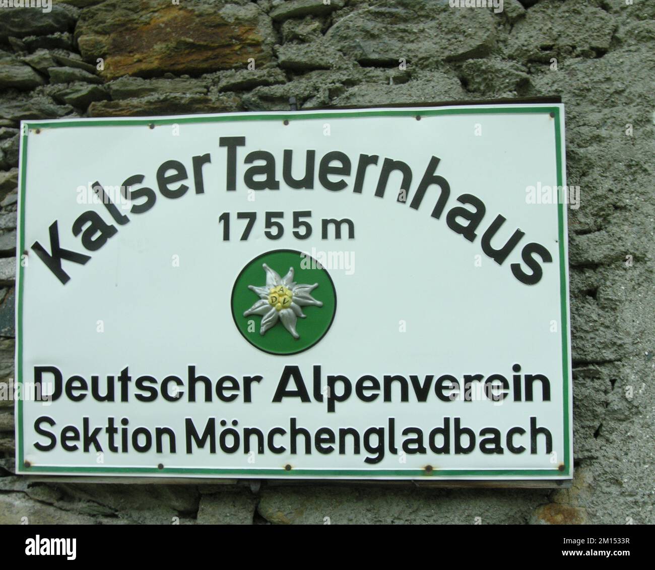 Kalsertauern haus mountain refuge hi-res stock photography and images ...