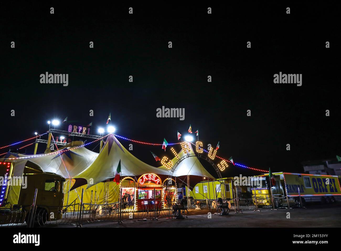 Circo orfei hi-res stock photography and images - Alamy
