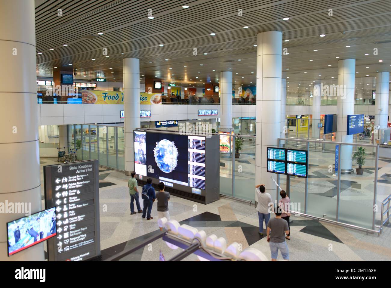 Kuala lumpur international airport klia malaysian hall hi-res stock ...