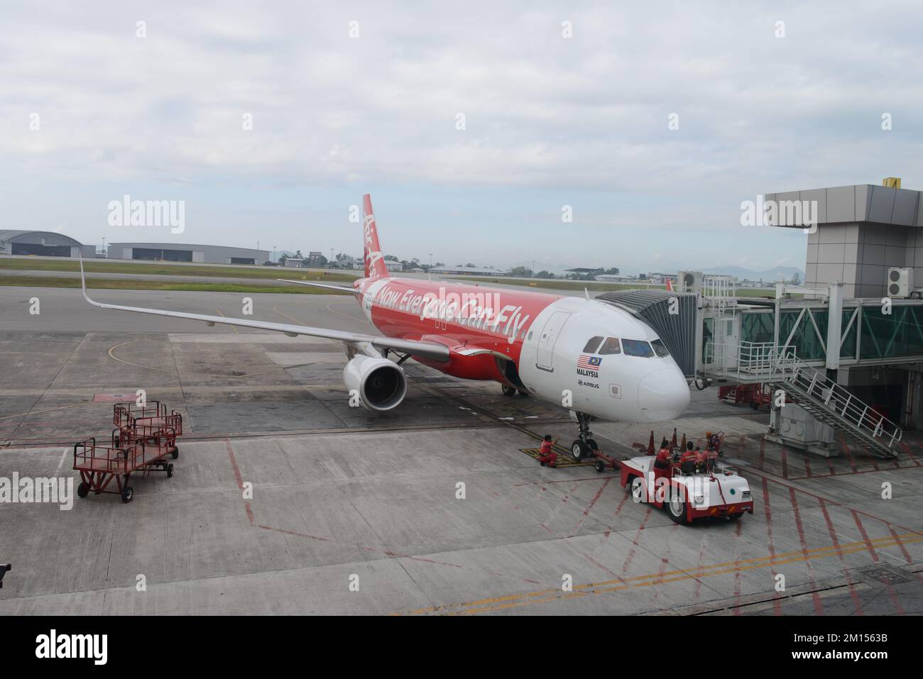 Airplane airasia berhad malaysian hi-res stock photography and images ...