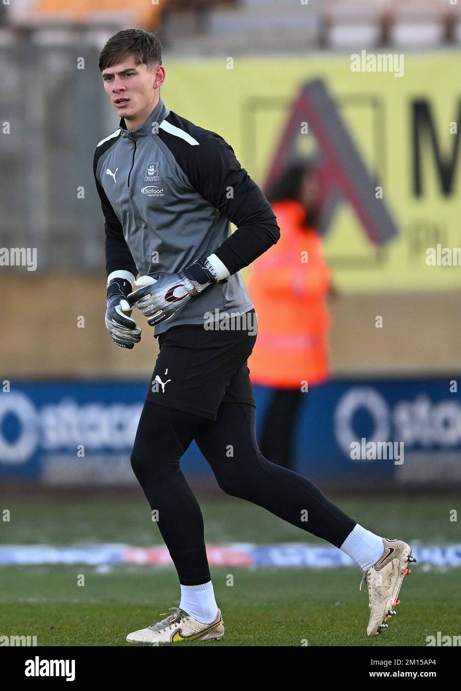 Plymouth Argyle goalkeeper Michael Cooper (1) warming up during the Sky ...