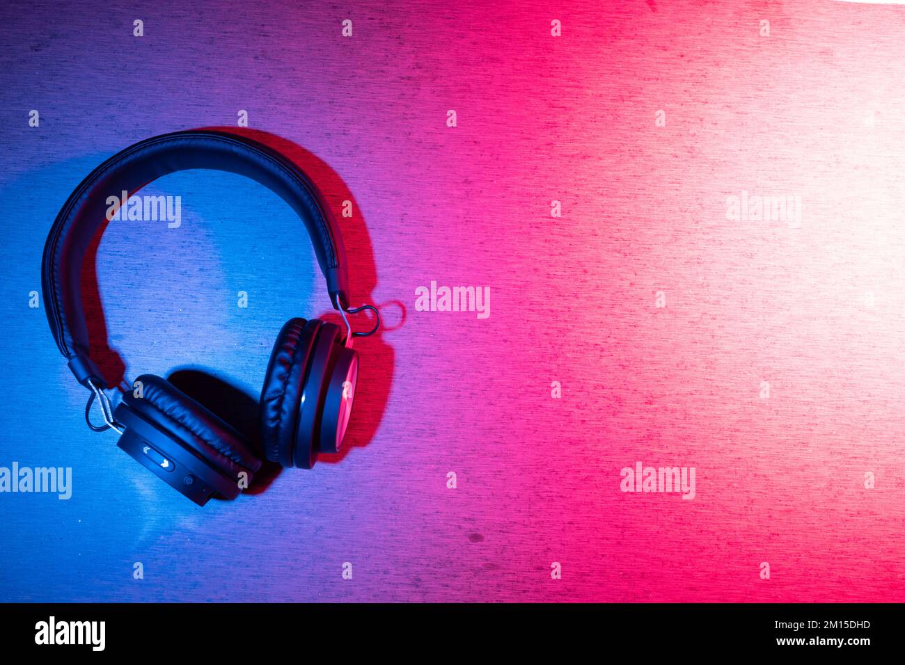 Heaphone hi-res stock photography and images - Alamy