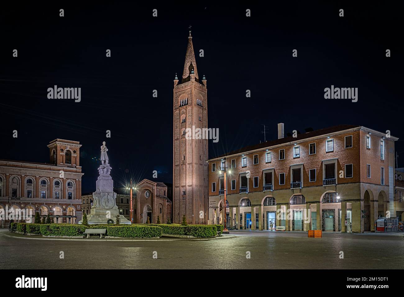 Forlì by night Stock Photo - Alamy