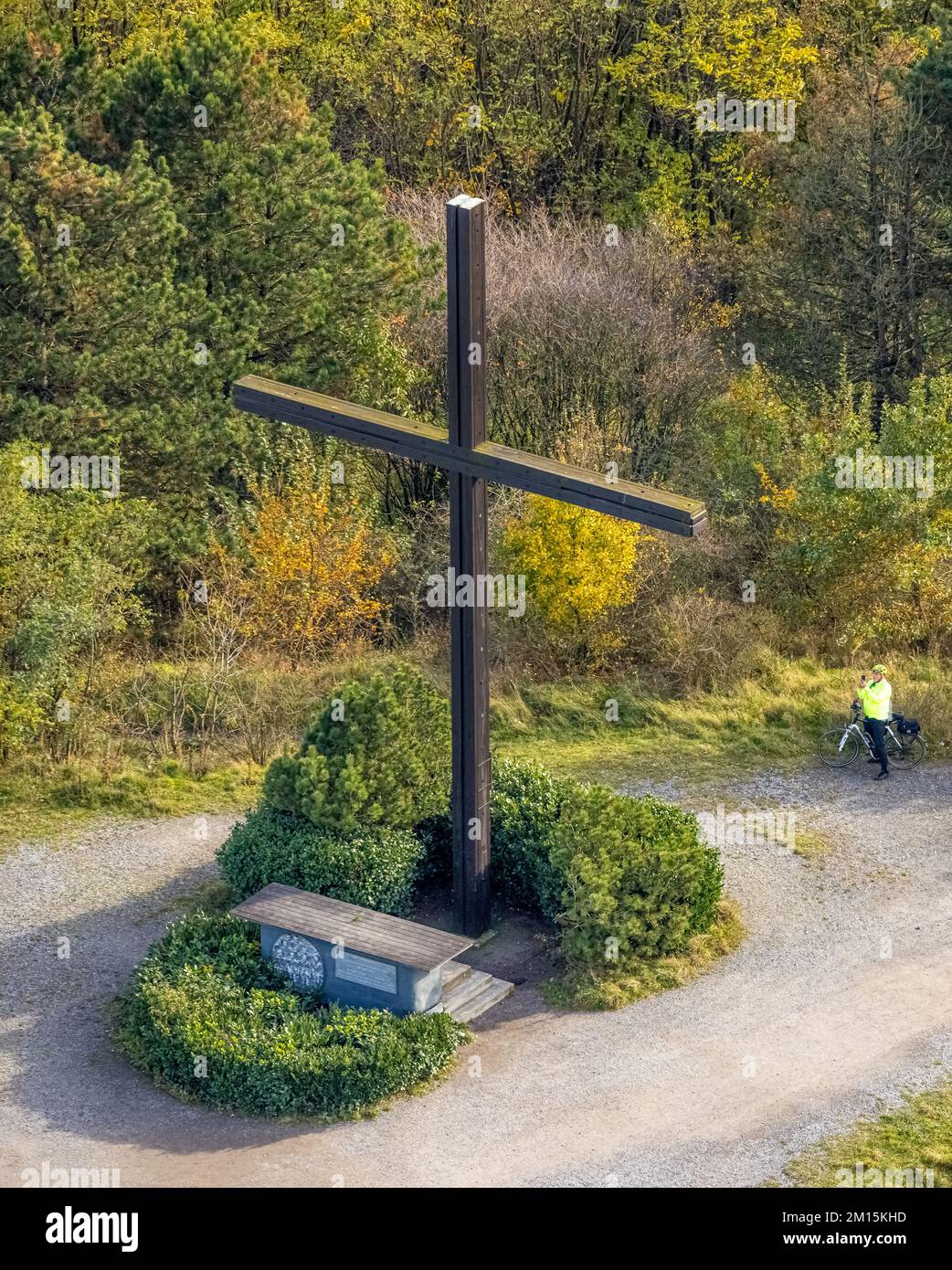 Pabst wooden cross hi-res stock photography and images - Alamy