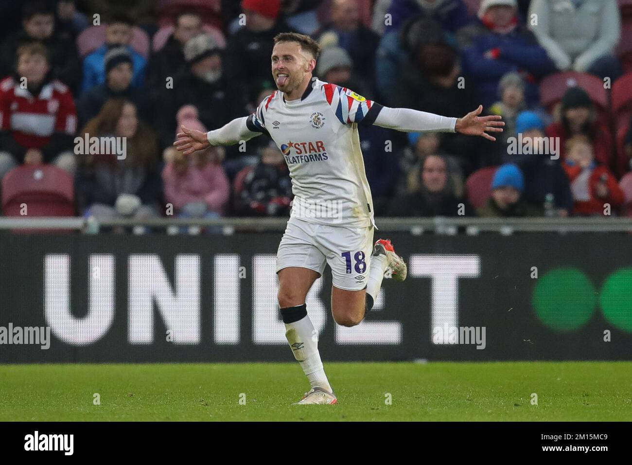 Luton town goal 2022 hi-res stock photography and images - Alamy