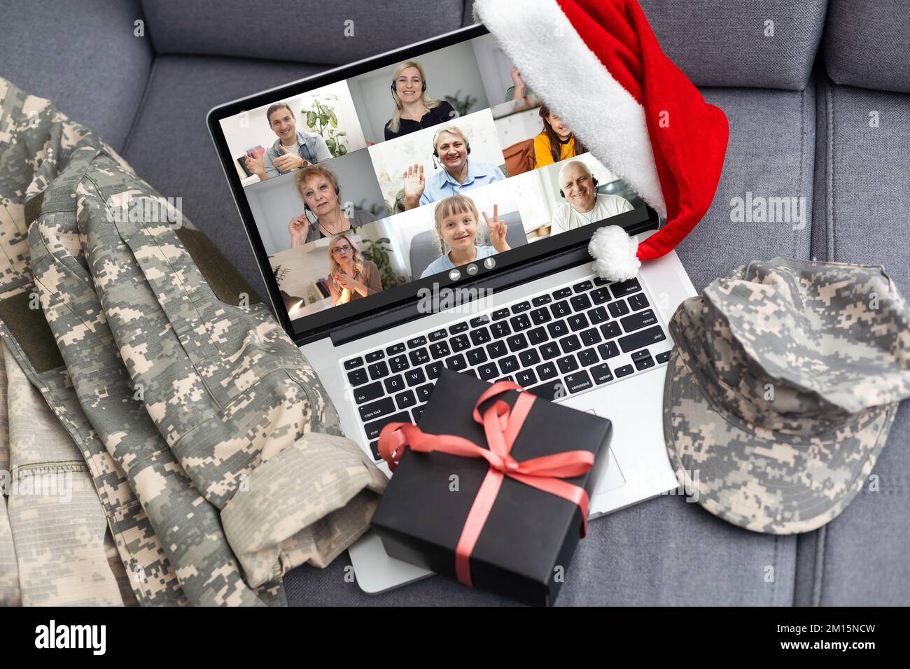 Us army communication hi-res stock photography and images - Alamy