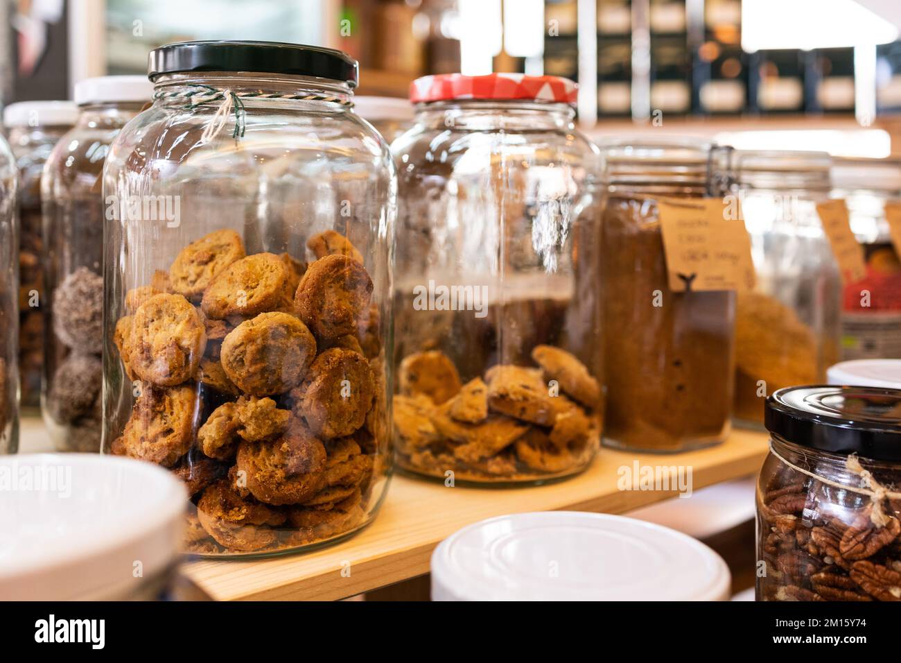 Cookie jar shelf hi-res stock photography and images - Alamy