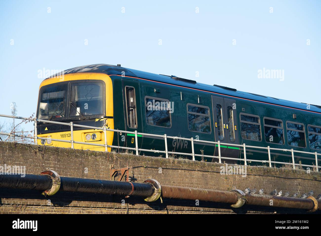 Windsor, Berkshire, UK. 10th December, 2022. A GWR train crosses the ...