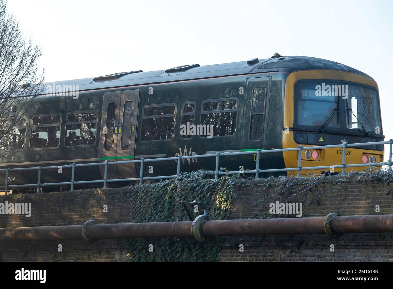 Windsor railway viaduct hi-res stock photography and images - Alamy