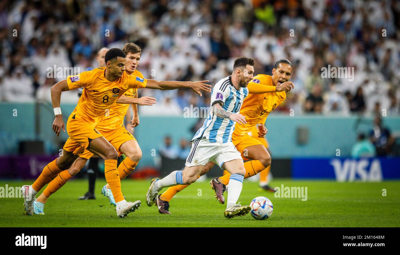 Doha, Qatar. 9th Dec, 2022. Lionel Messi (Arg), Cody Gakpo (Niederlande ...