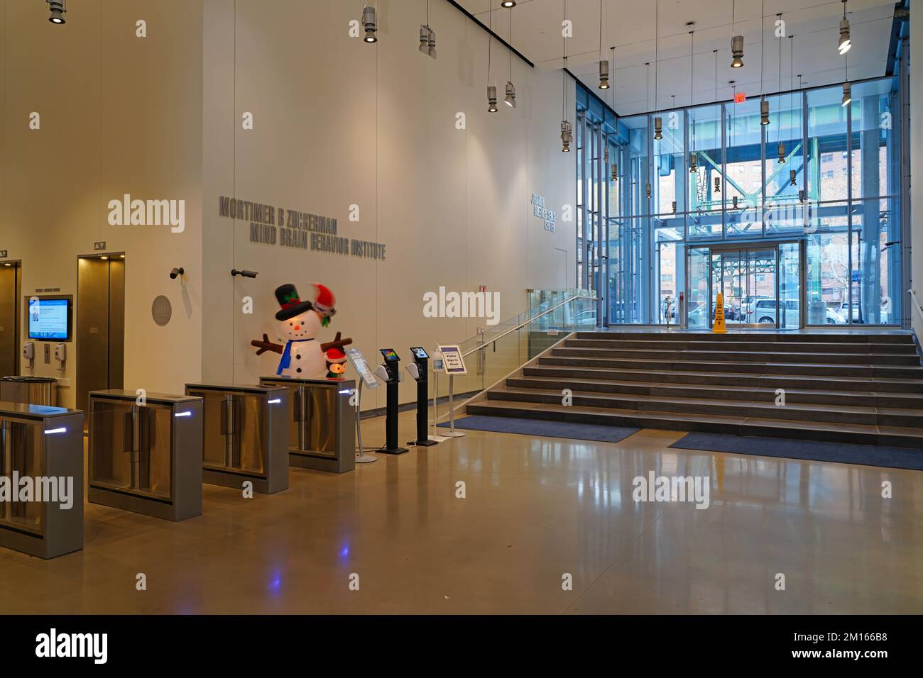 NEW YORK, NY -4 DEC 2022- View of the Jerome L. Greene Science Center ...