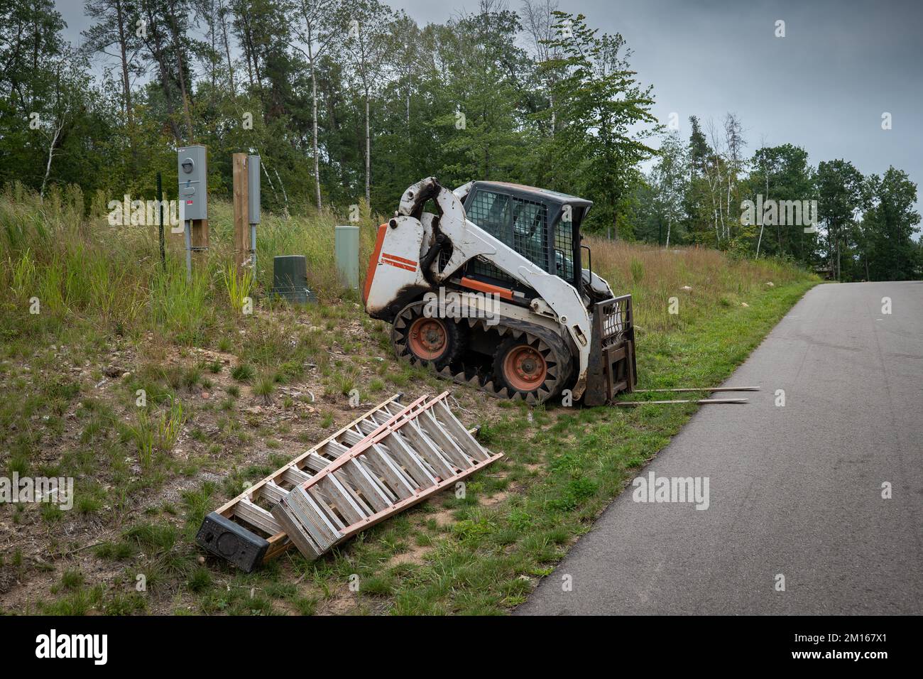 Front end loader ladder hi-res stock photography and images - Alamy