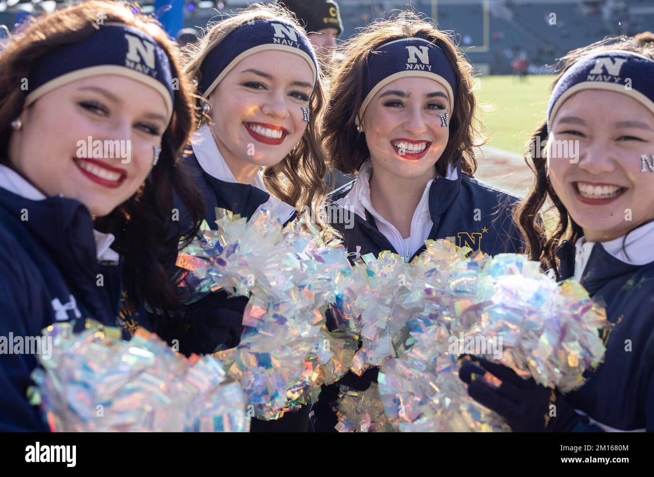 Navy cheerleaders hi-res stock photography and images - Alamy