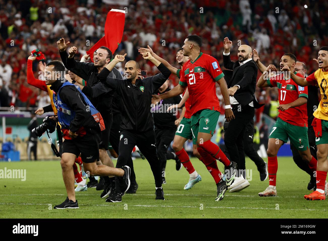 DOHA - Qatar, 10/12/2022,DOHA - Players of Morocco celebrate victory ...