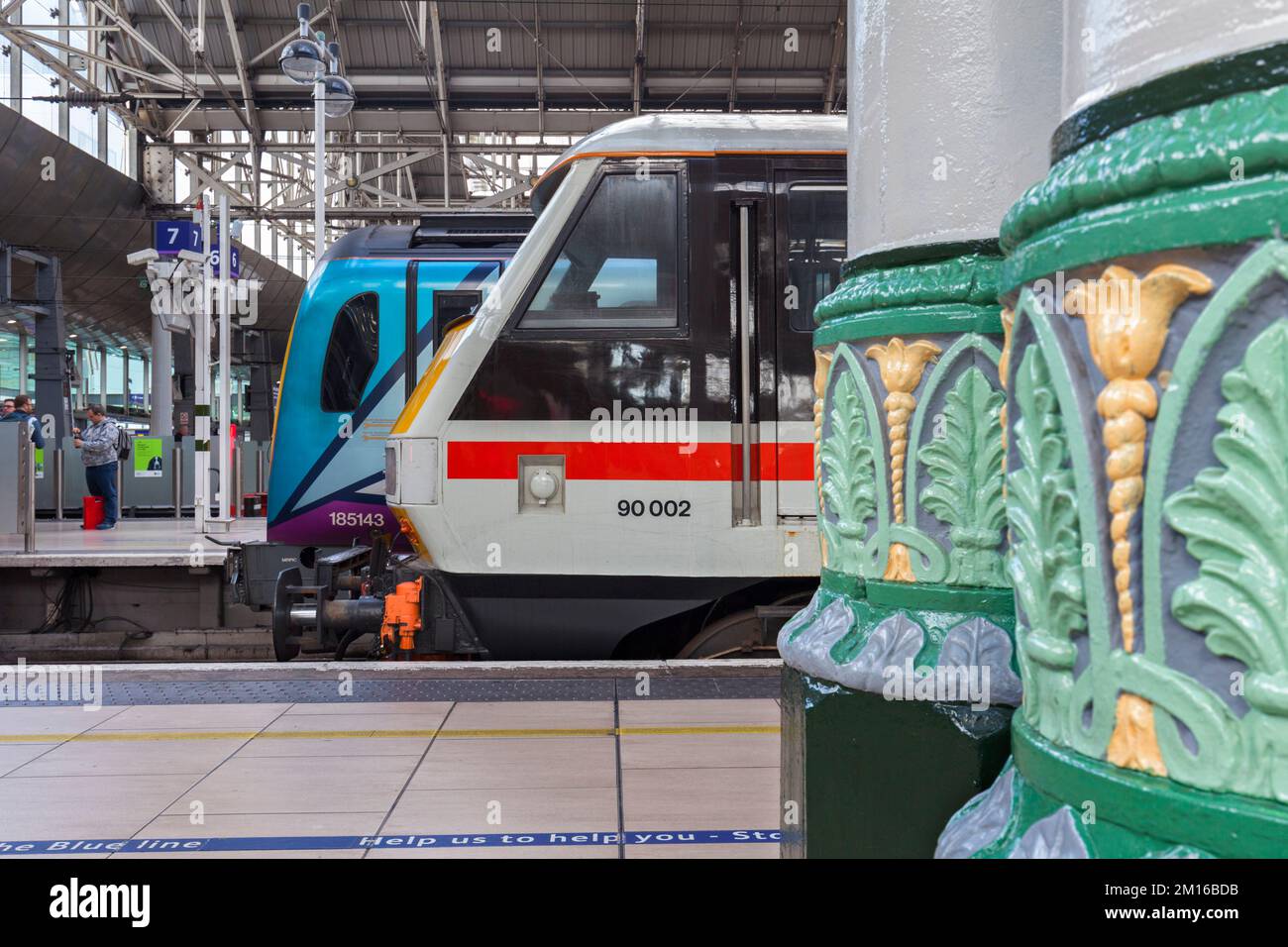 Manchester Piccadilly railway station, ornate pillars with intercity ...