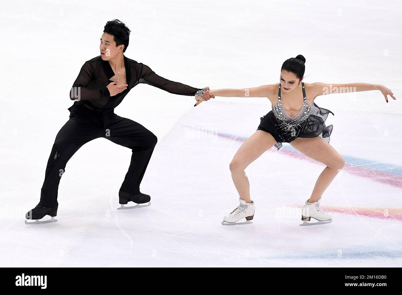 Turin, Italy. 10 December 2022. Hannah Lim, Ye Quan of Korea compete in ...