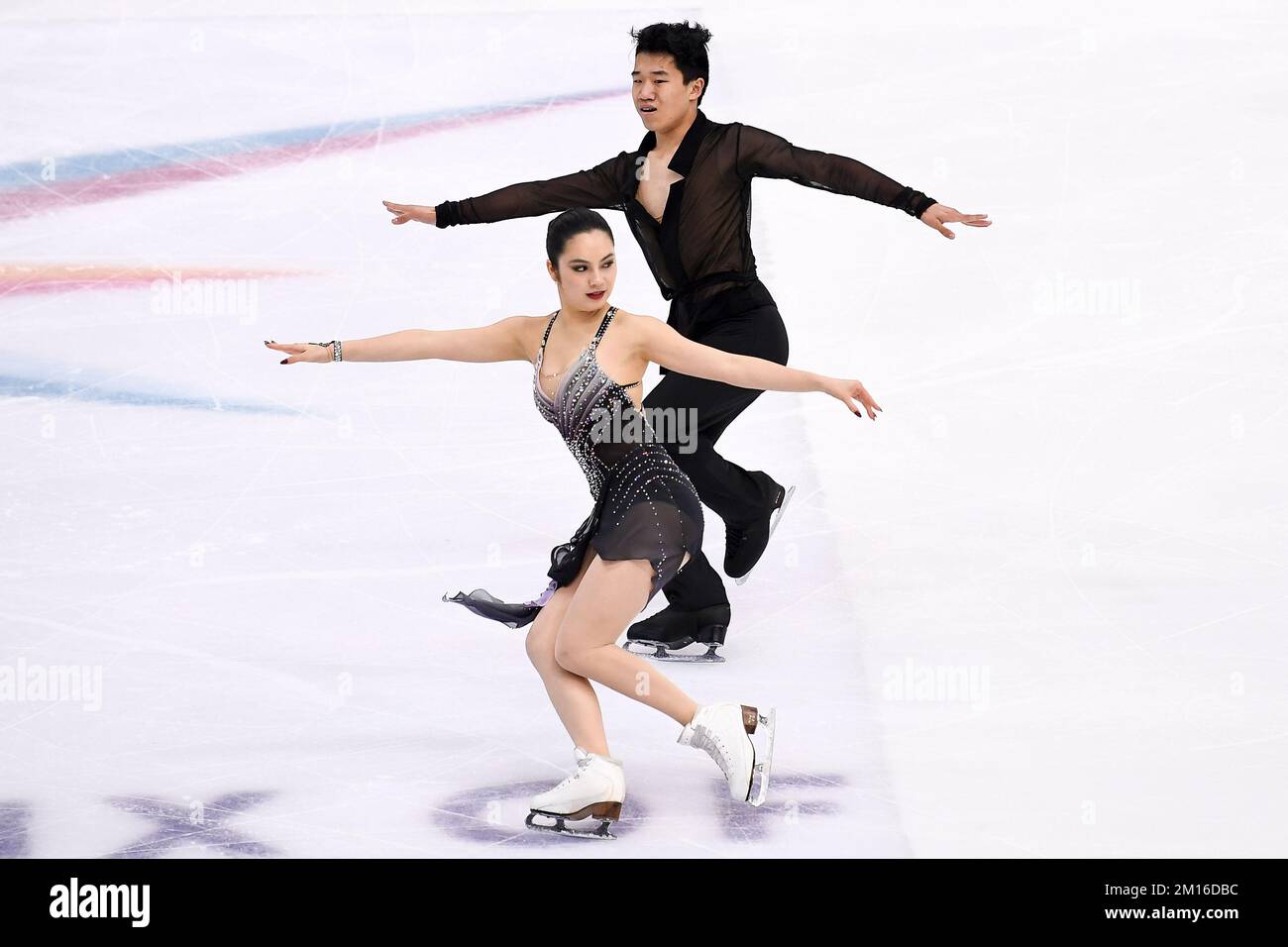 Turin, Italy. 10 December 2022. Hannah Lim, Ye Quan of Korea compete in ...