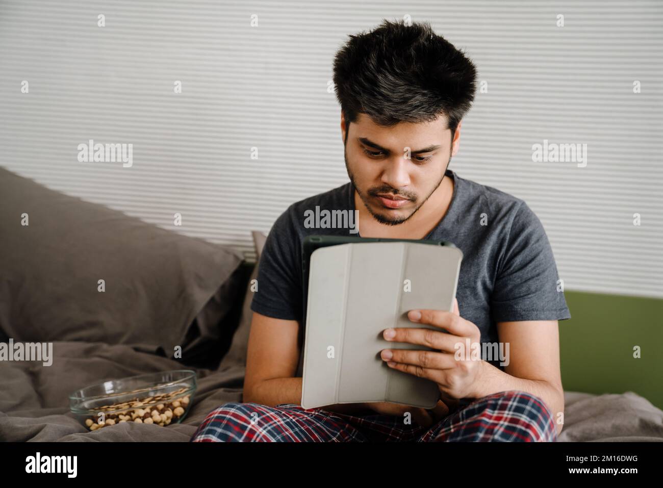 Indian scrolling hi-res stock photography and images - Alamy