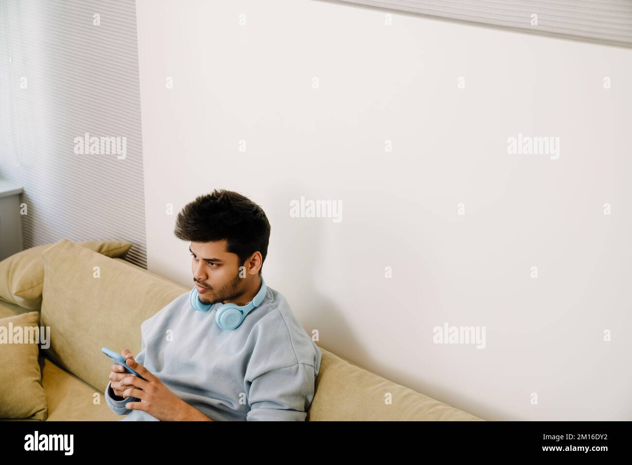 Boring man hi-res stock photography and images - Alamy