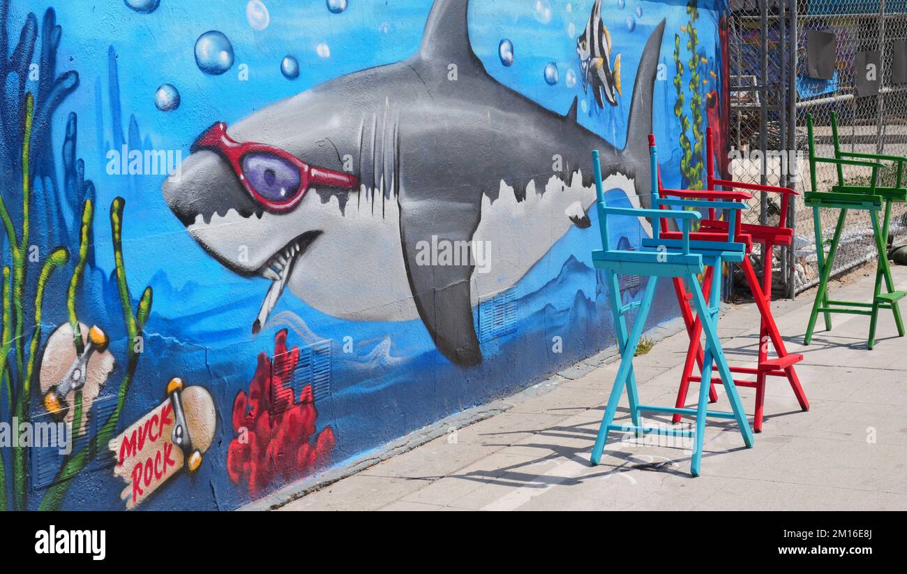 Underwater shark mural at Venice Beach, Los Angeles, California, USA ...