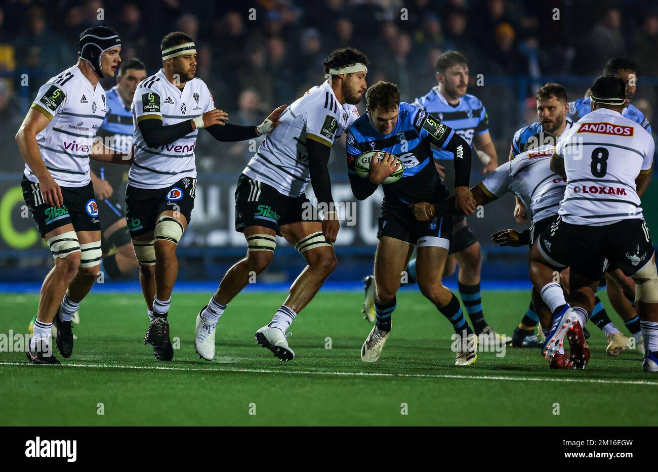 Max llewellyn hi-res stock photography and images - Alamy