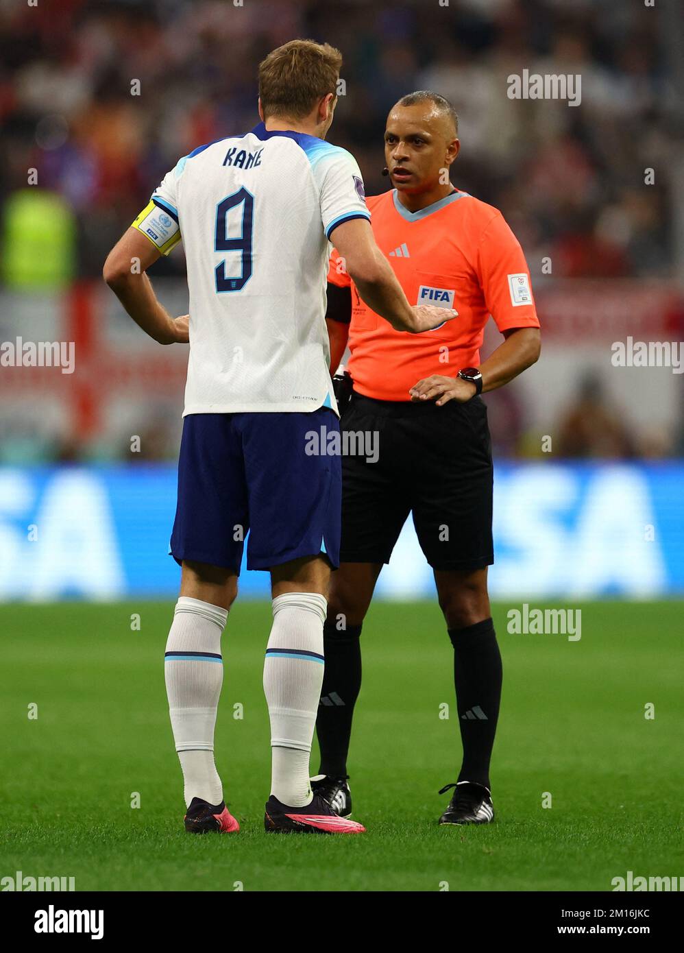 England france world cup 2022 referee hi-res stock photography and ...