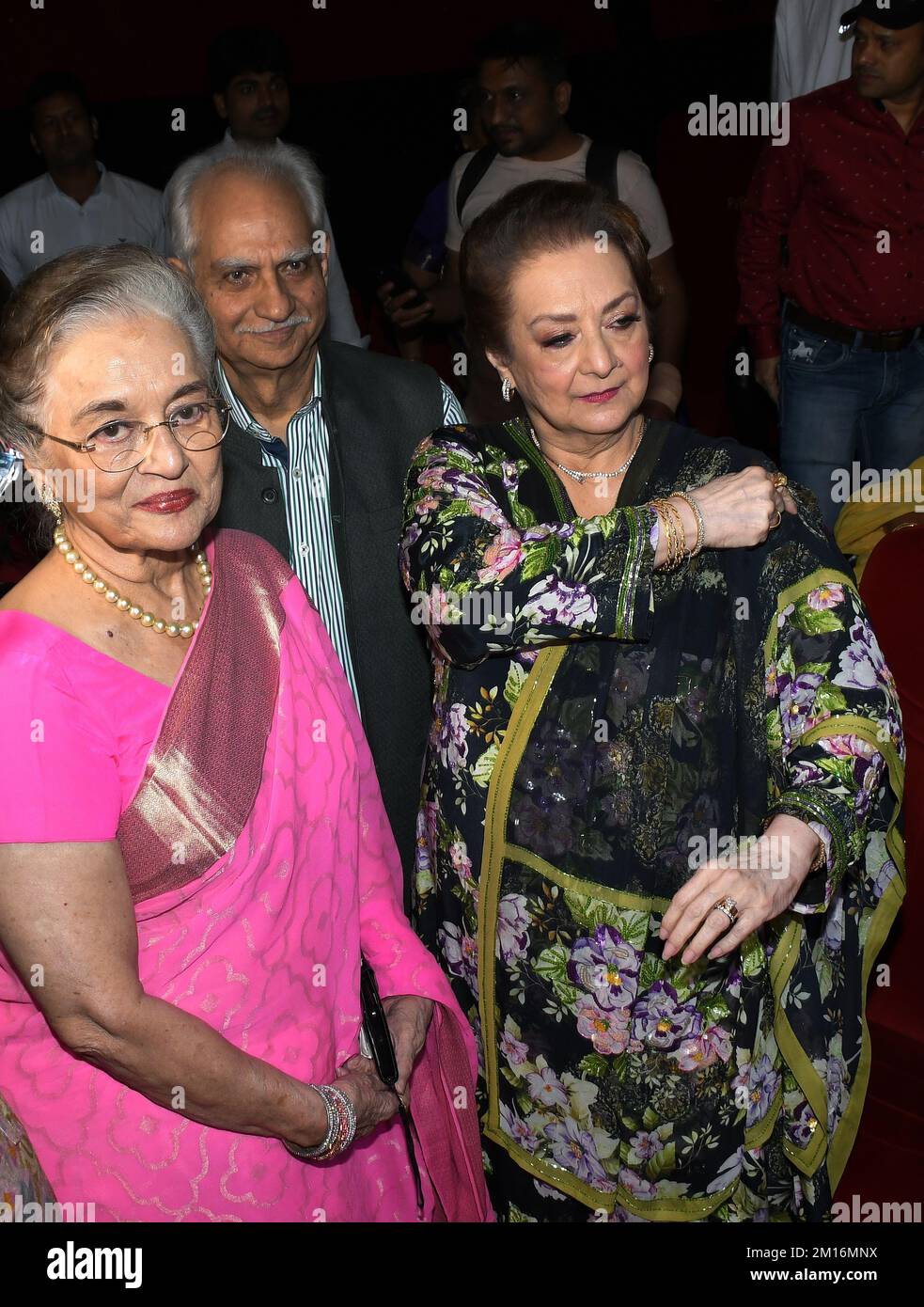 L-R Bollywood actress Asha Parekh, film director Ramesh Sippy (c) and ...