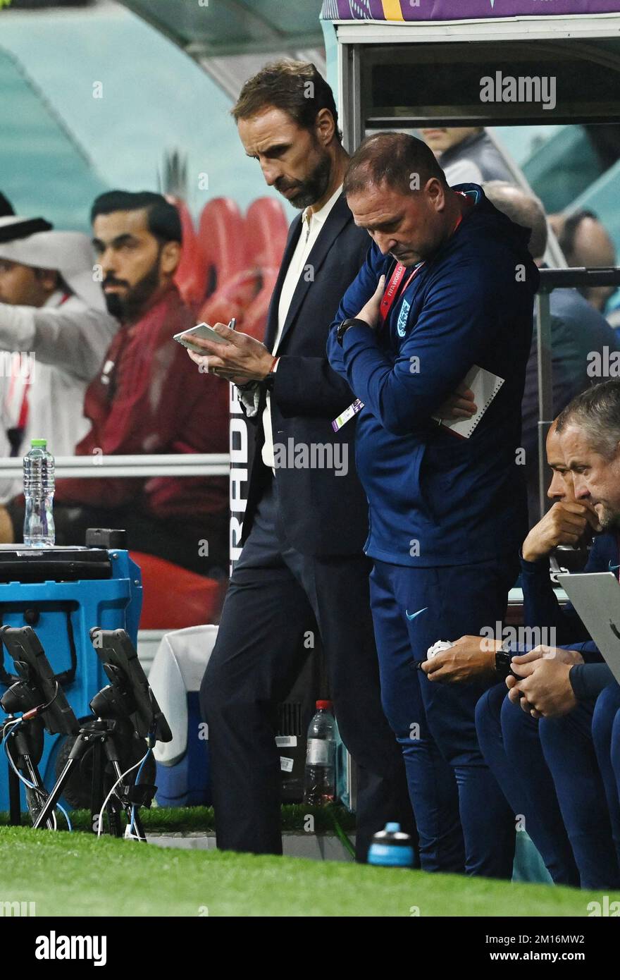 Gareth southgate world cup december 10 hi-res stock photography and ...
