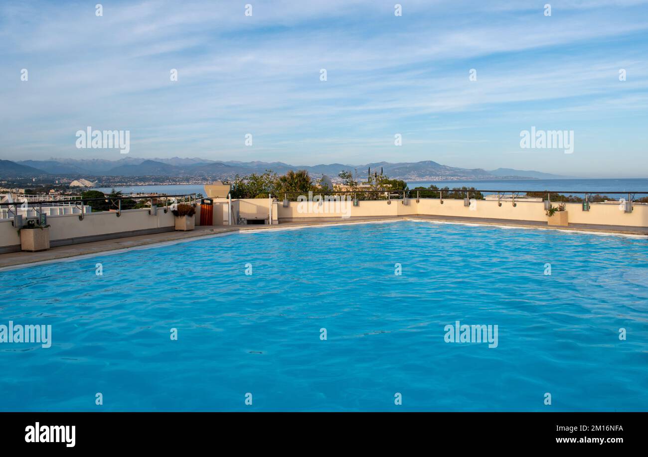 Swimming pool overlooking the Mediterranean sea in France Stock Photo ...