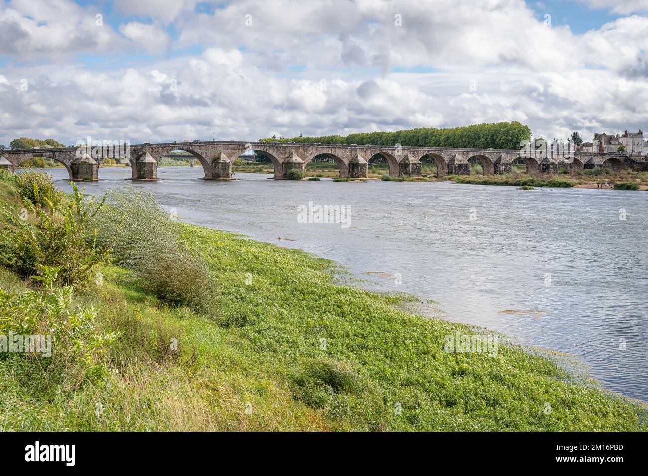 Vieux pont de gien hi-res stock photography and images - Alamy