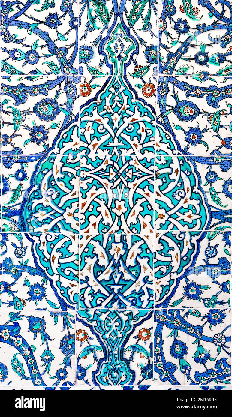 Handmade Ottoman tiles of Topkapi Palace in Istanbul, Turkey Stock ...