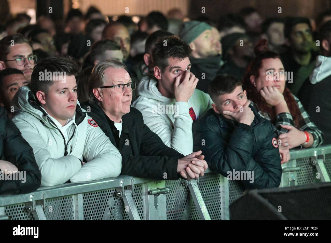 Qatar england fans hi-res stock photography and images - Alamy