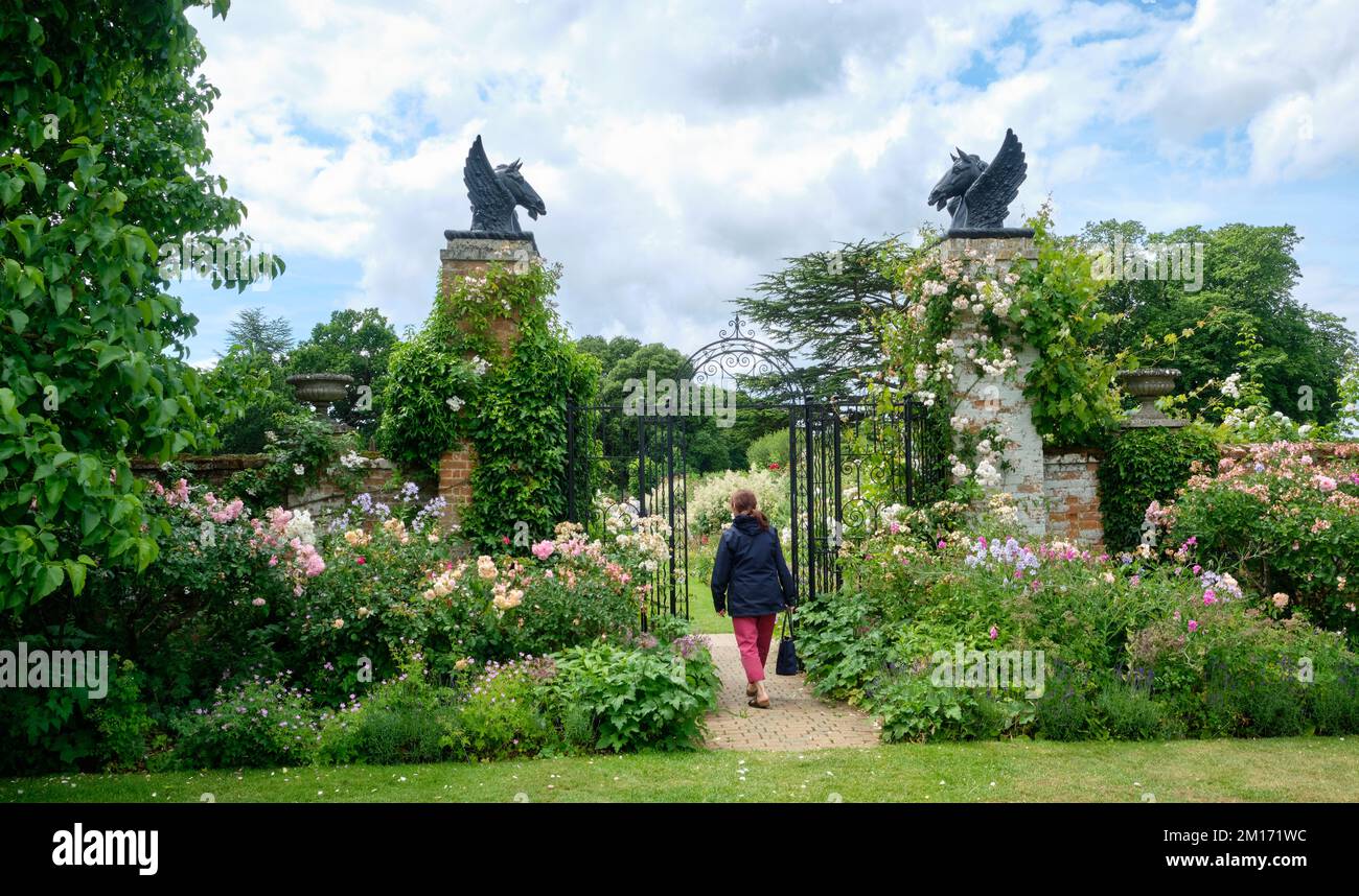Rose bowl entrance hi-res stock photography and images - Alamy