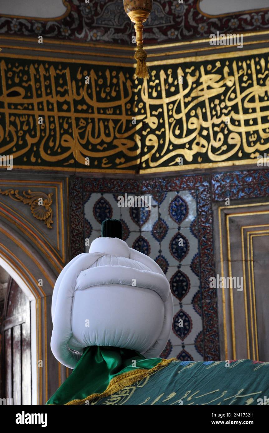 Tomb of Selim III and Mustafa III in Istanbul, Turkey Stock Photo - Alamy