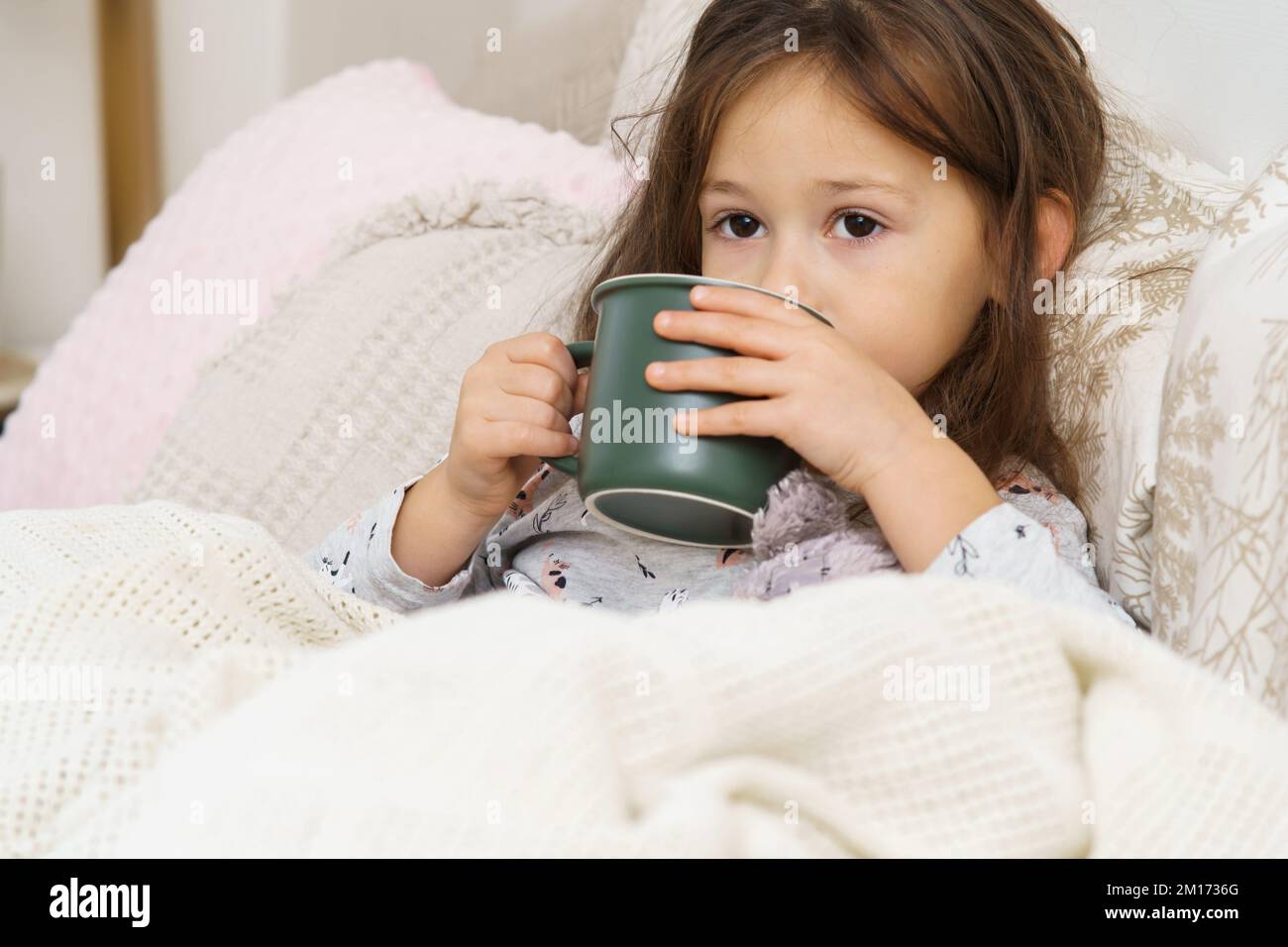 Dear bed hi-res stock photography and images - Alamy