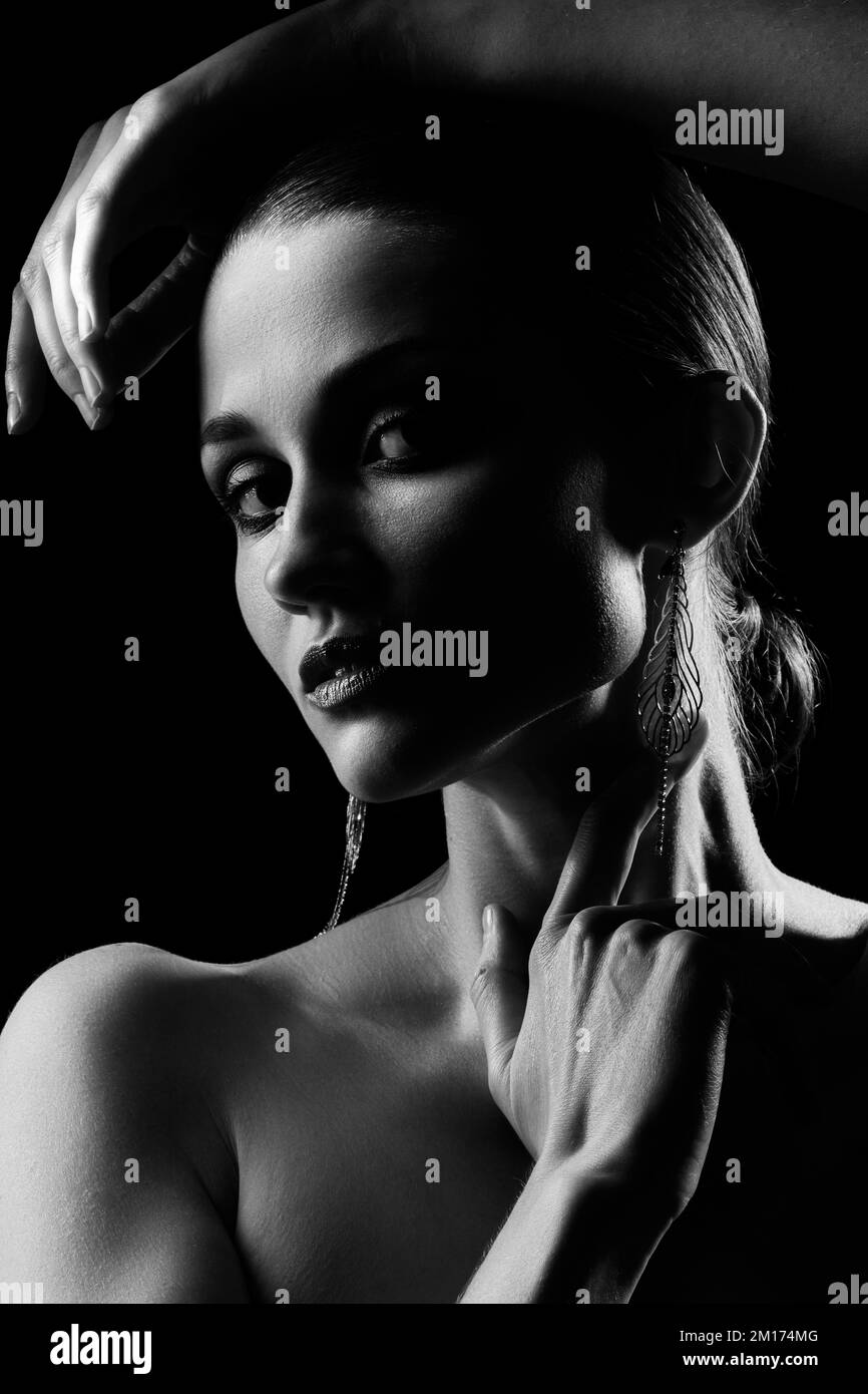 beautiful woman profile silhouette on back background with copy space ...