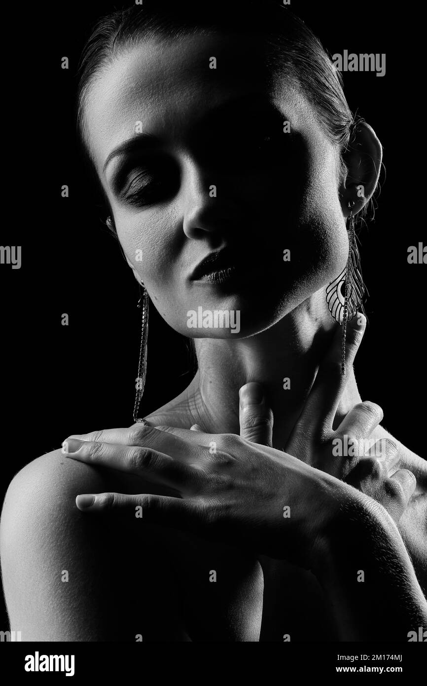 beautiful woman profile silhouette on back background with copy space ...