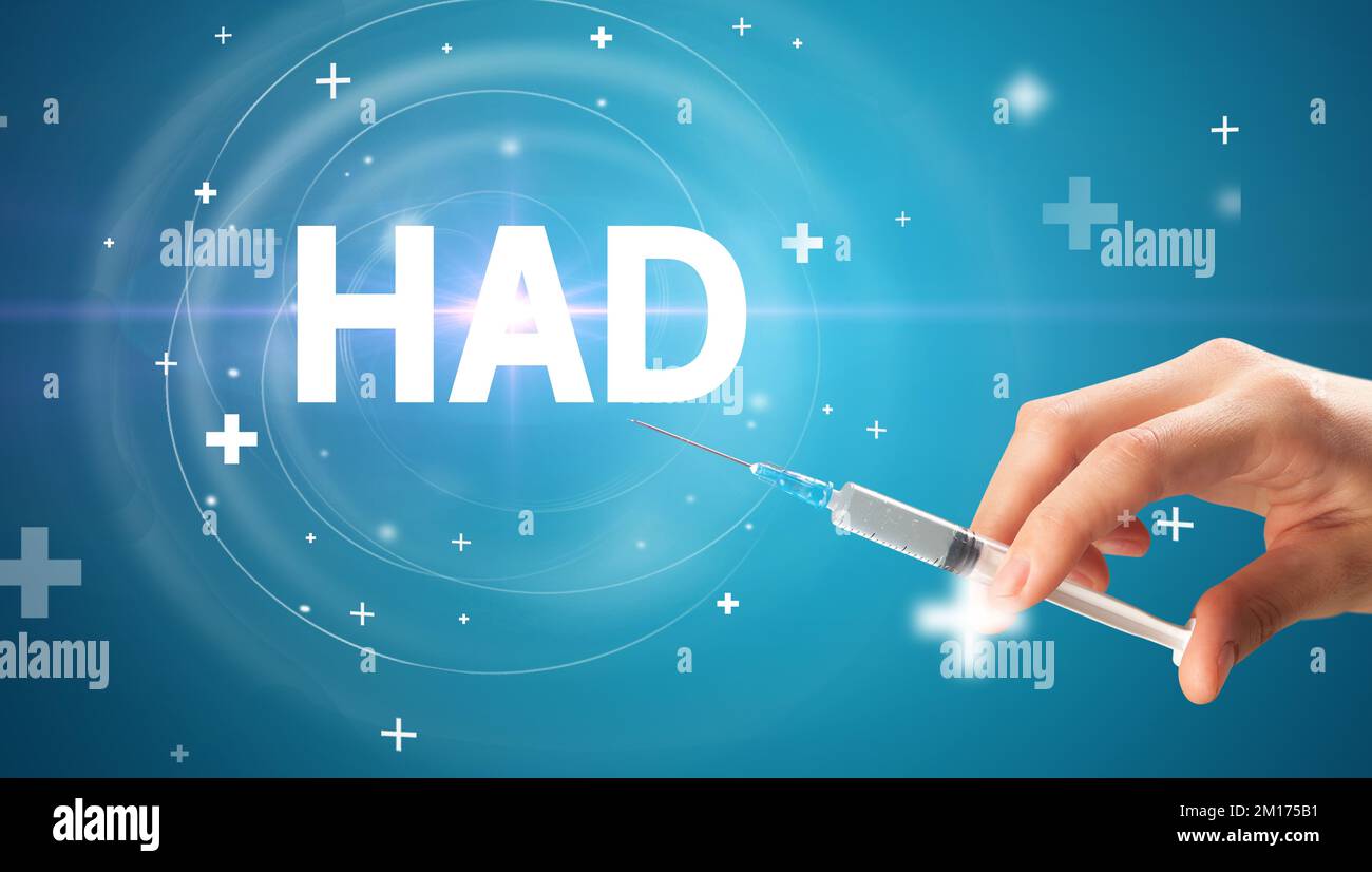 Syringe needle with virus vaccine Stock Photo - Alamy