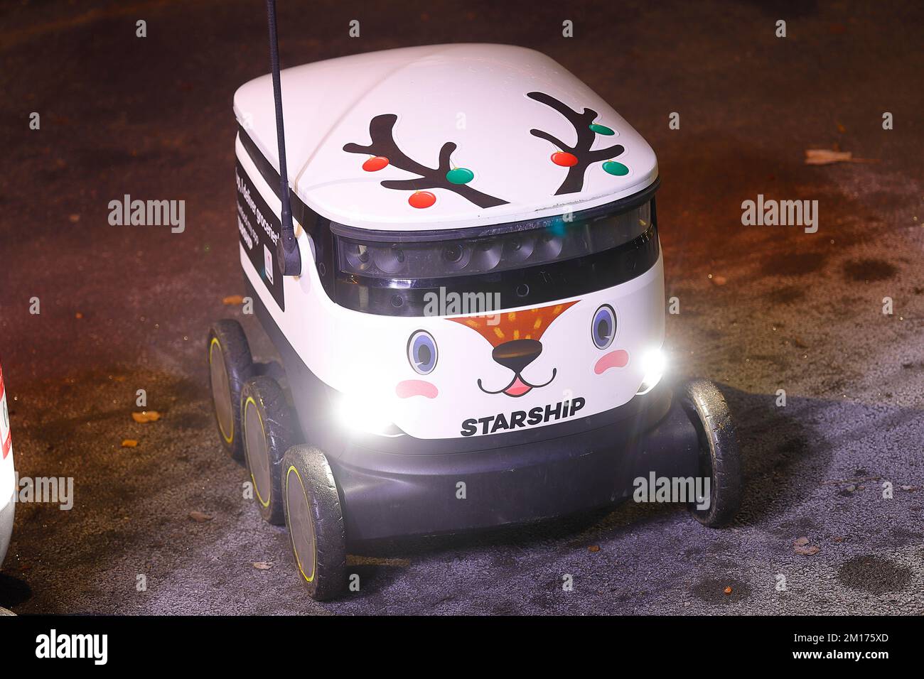 Driverless robots dressed as reindeers whilst delivering groceries to ...