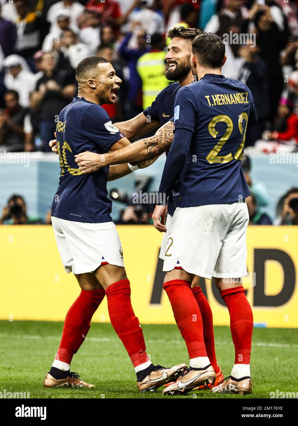 AL KHOR - (l-r) Kylian Mbappe of France,Olivier Giroud of France, Theo ...