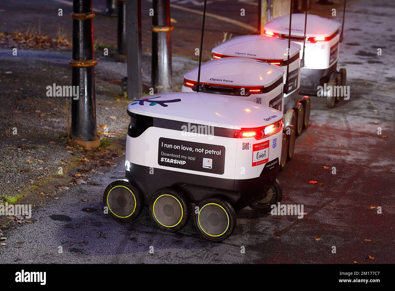 Driverless robots dressed as reindeers whilst delivering groceries to ...