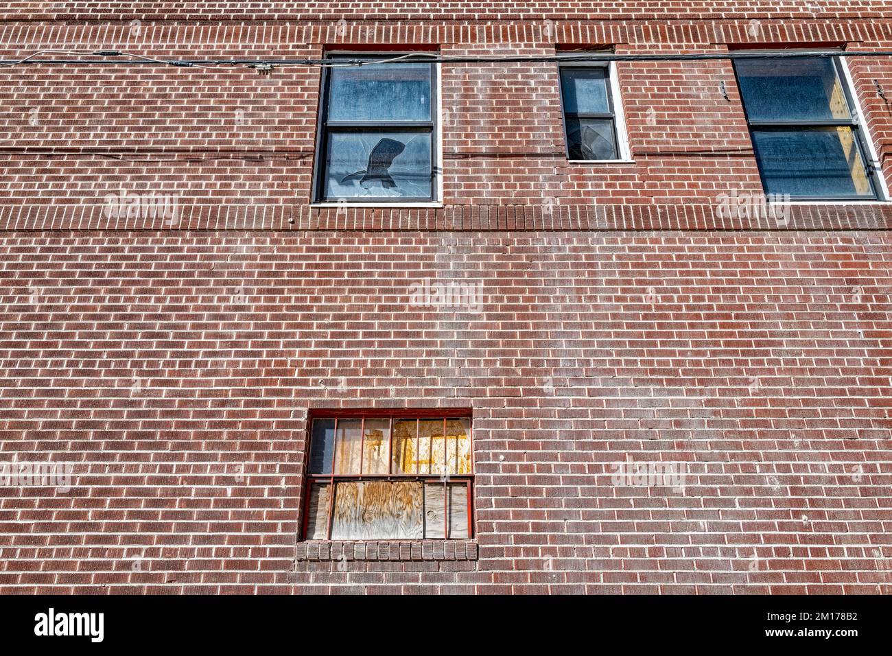 Barred up windows hi-res stock photography and images - Alamy