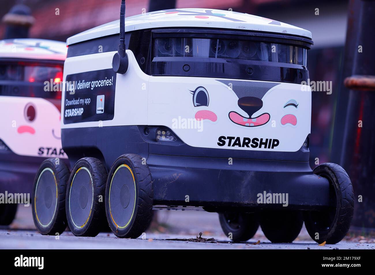 Starship delivery reindeers hi-res stock photography and images - Alamy