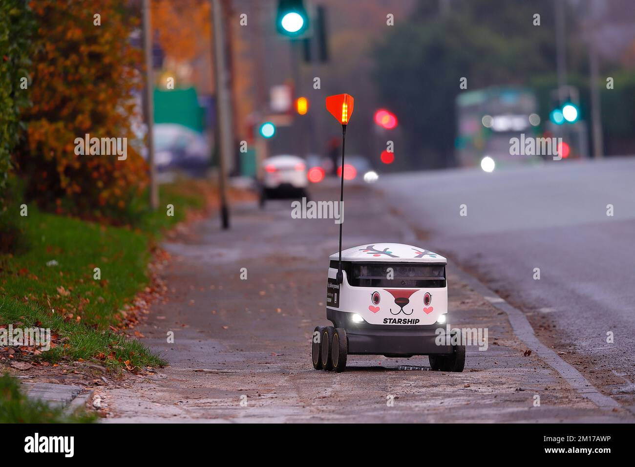 Starship delivery robots leeds hi-res stock photography and images - Alamy