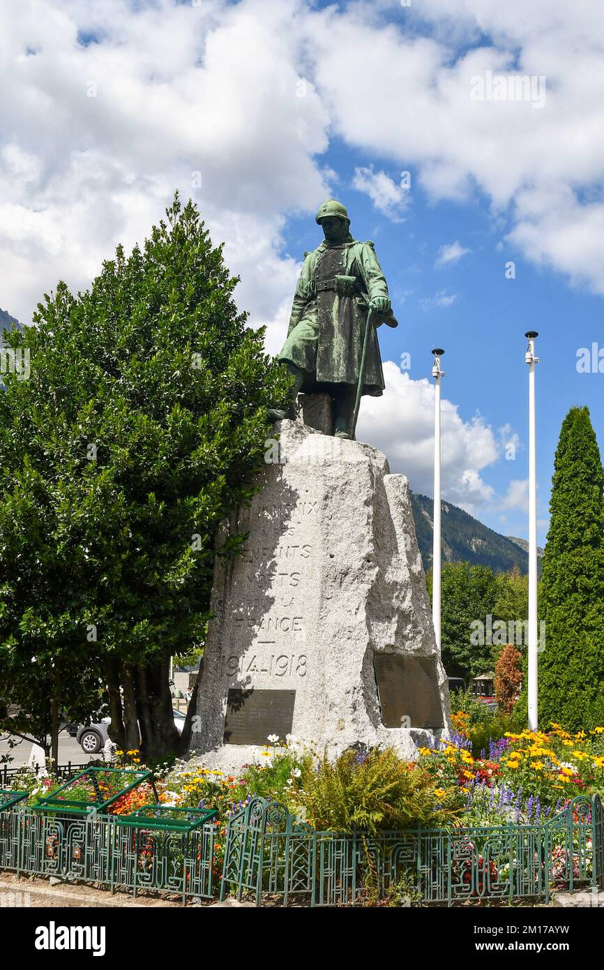 Memorial monument to the Fallen of the World War I in the alpine town ...