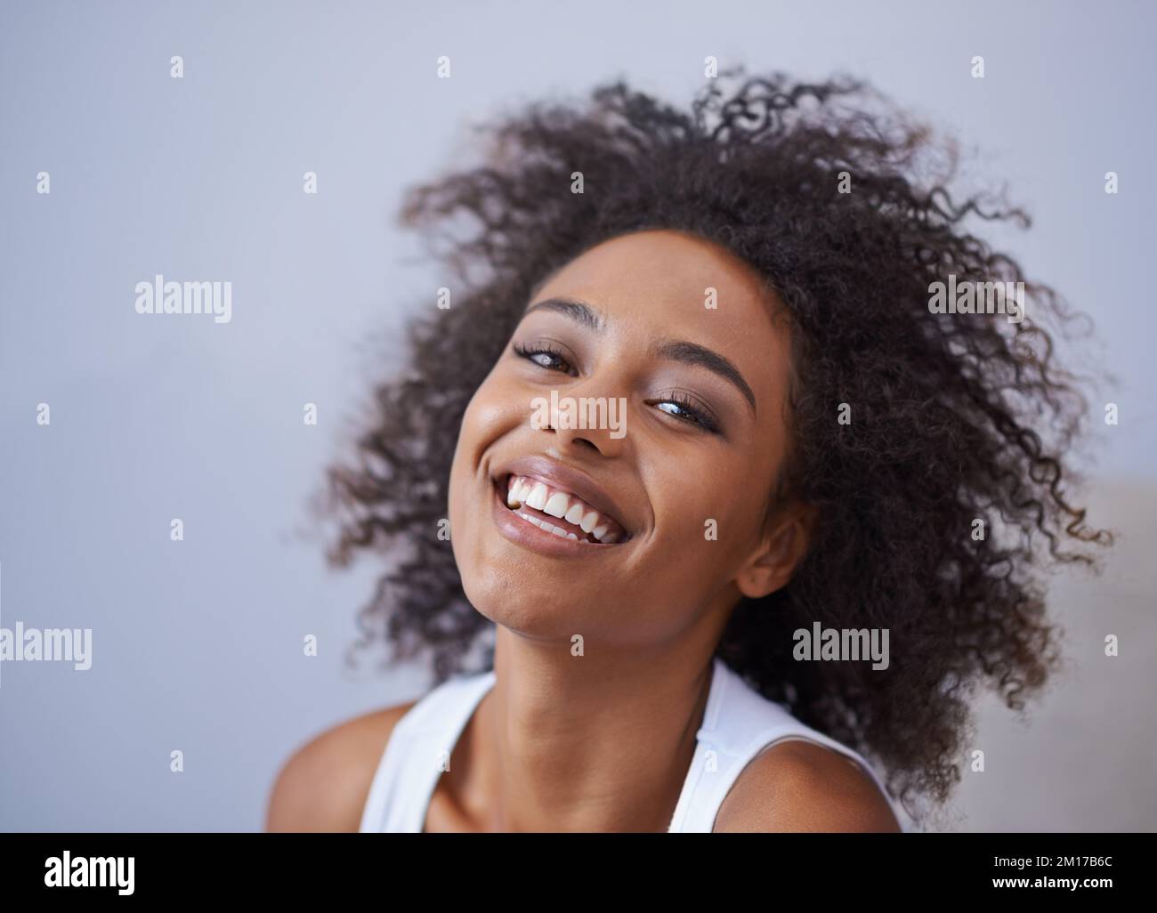 Woman young curls portrait hi-res stock photography and images - Alamy