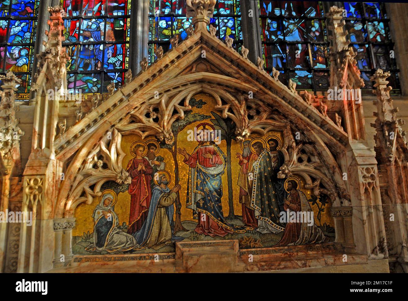 THE LADY CHAPEL, BLESSED SACRAMENT, CHICHESTER CATHEDRAL, WEST SUSSEX ...