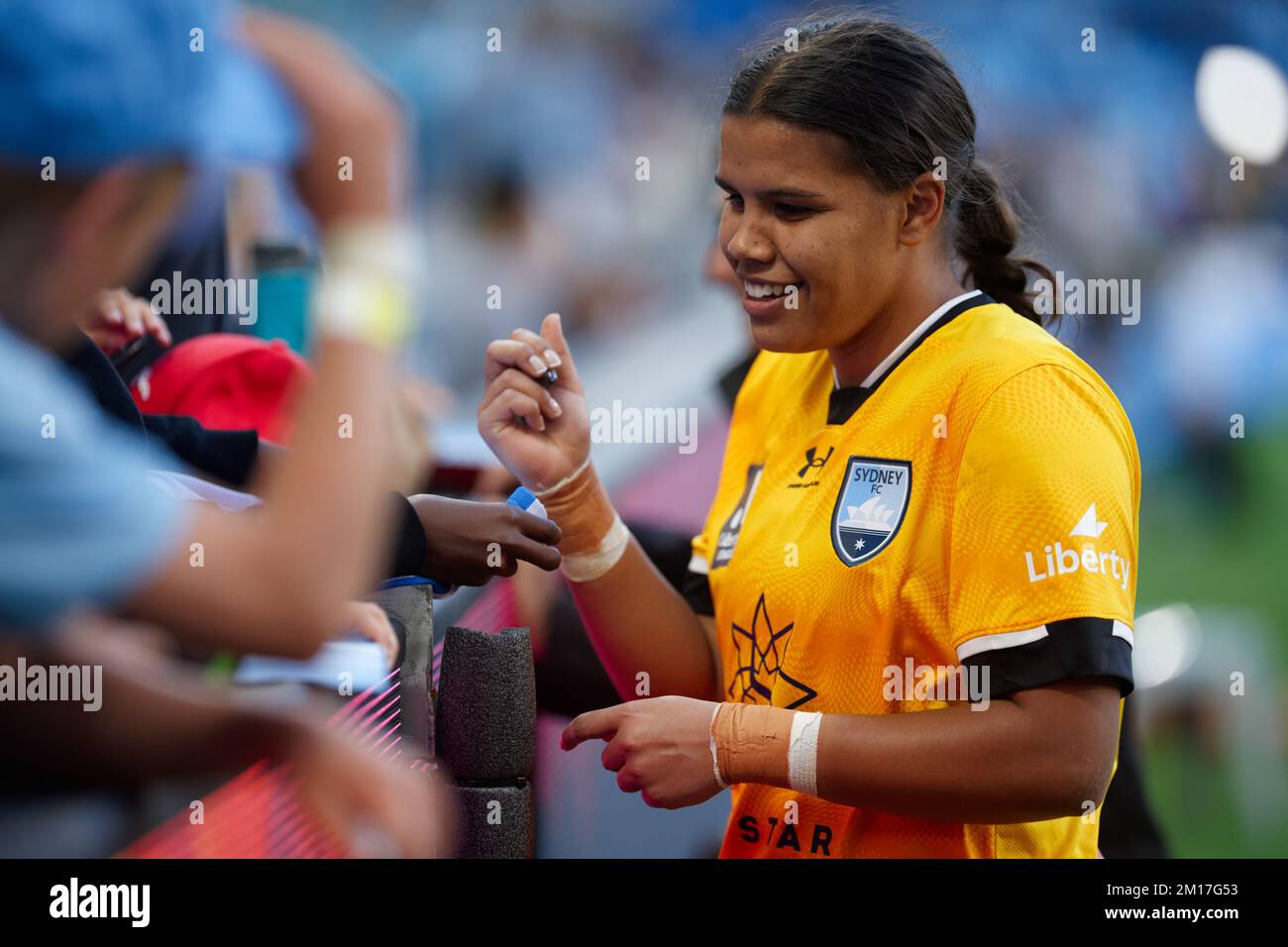 Sydney, Australia. 10th Dec, 2022. Jada Whyman of Sydney FC signs ...