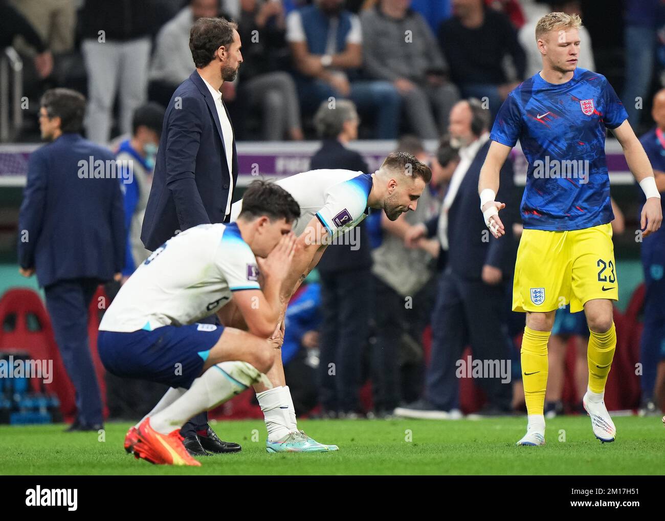 England head coach Gareth Southgate at full time with his players Harry ...