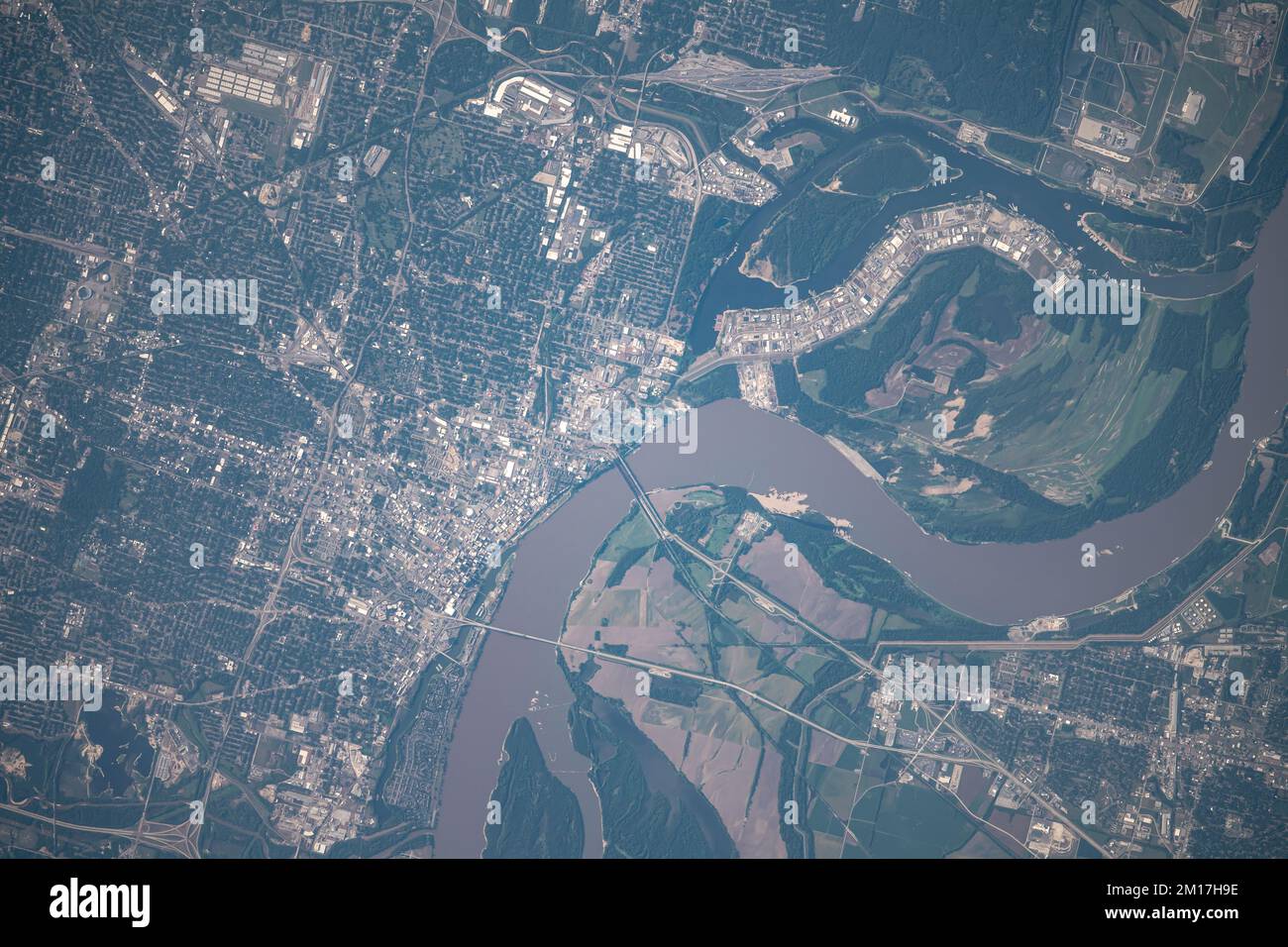 Aerial view of Memphis, Tennessee and the Mississippi River as seen ...